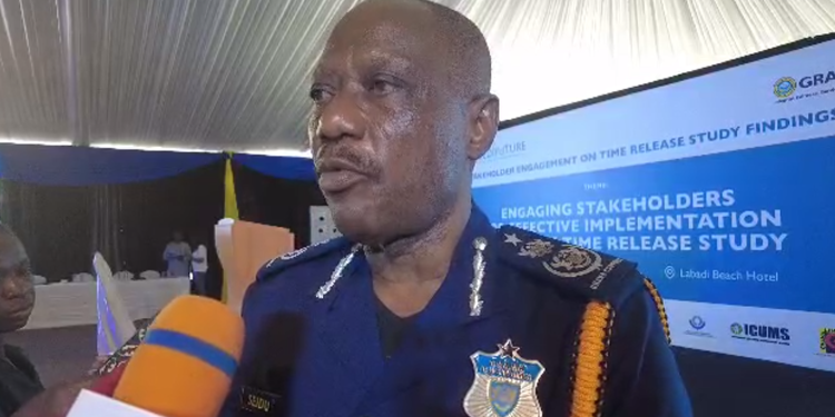 Customs expresses its commitment to reducing time for clearing goods at ...