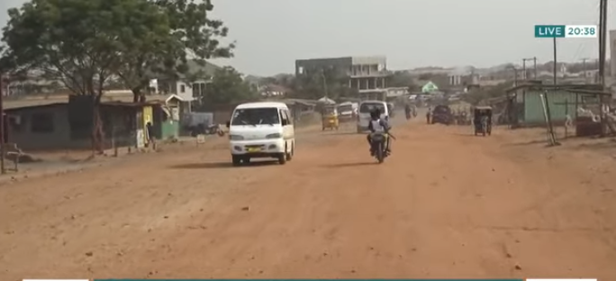 Kpone Katamanso residents demand improved roads - Channel1 News