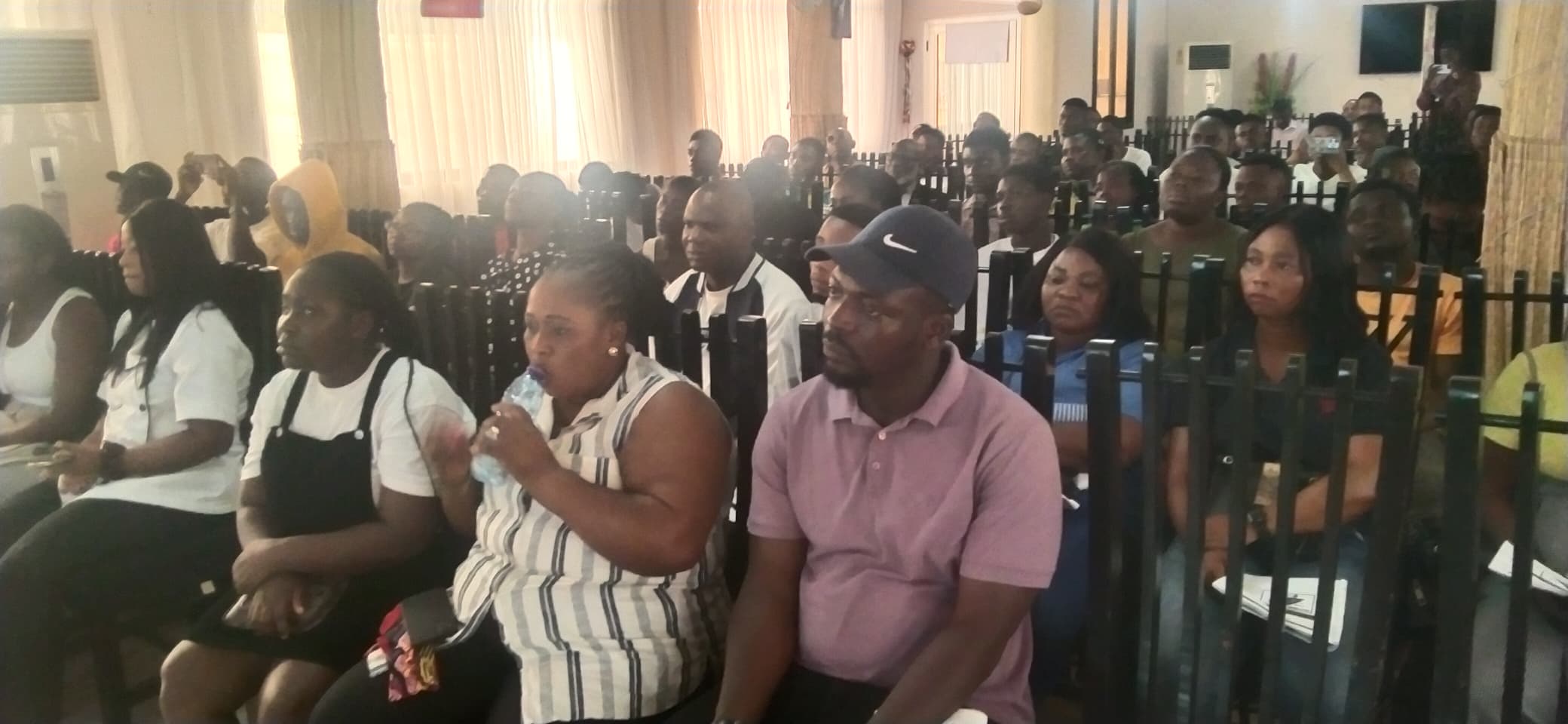 Stop using phones in kitchens – Fire Service warns hotels, eateries ...